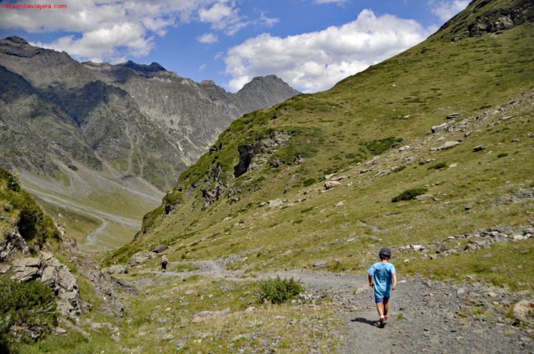 RUTA AL LAGO BADET CON NIÑOS DESDE PIAU EMGALY